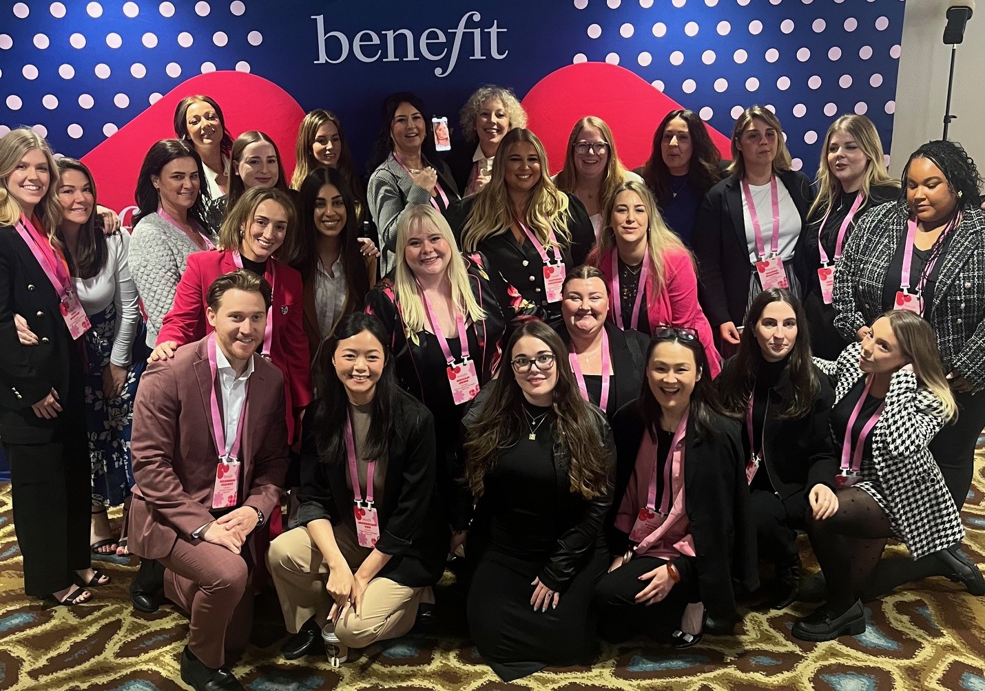 Trabajando en Benefit Cosmetics | Great Place To Work® Colombia